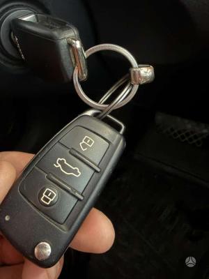 Grey Audi A4 2007 in Kaunas, with an engine capacity of 1.99 L and mileage of 318 thousand km for 3250 €, photo 13 on AUTOMOTO.COM.LV