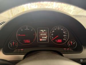 Grey Audi A4 2007 in Kaunas, with an engine capacity of 1.99 L and mileage of 318 thousand km for 3250 €, photo 14 on AUTOMOTO.COM.LV