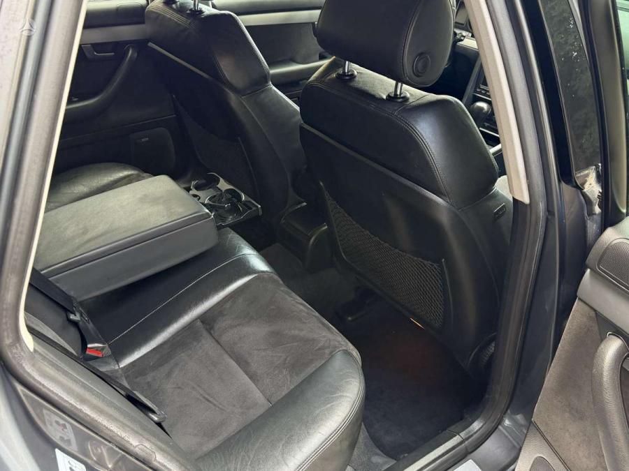 Grey Audi A4 2007 in Kaunas, with an engine capacity of 1.99 L and mileage of 318 thousand km for 3250 €, photo 20 on AUTOMOTO.COM.LV