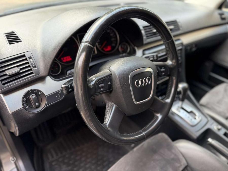 Grey Audi A4 2007 in Kaunas, with an engine capacity of 1.99 L and mileage of 318 thousand km for 3250 €, photo 29 on AUTOMOTO.COM.LV