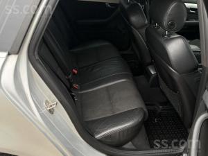 Pelēks Audi A4 2007 Jelgava, ar dzinēja tilpumu 2.00 L un nobraukumu 398 tūkst. km par 2450 €, foto 10 vietnē AUTOMOTO.COM.LV