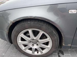 Grey Audi A4 2007 in Kaunas, with an engine capacity of 1.97 L and mileage of 248 thousand km for 1650 €, photo 14 on AUTOMOTO.COM.LV