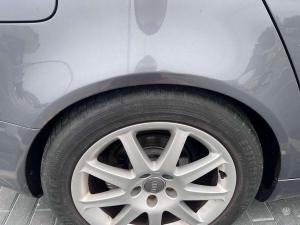 Grey Audi A4 2007 in Kaunas, with an engine capacity of 1.97 L and mileage of 248 thousand km for 1650 €, photo 16 on AUTOMOTO.COM.LV