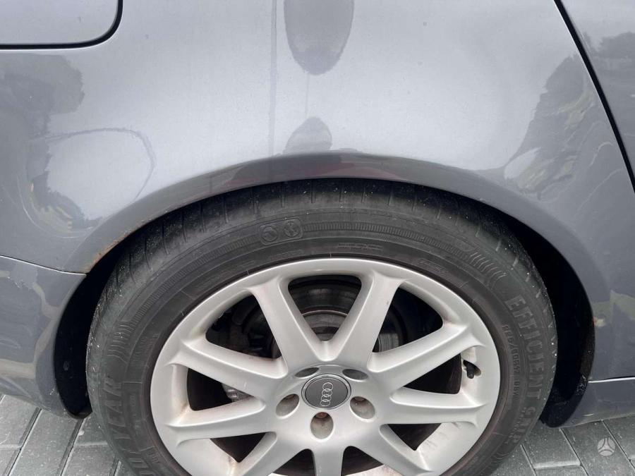 Grey Audi A4 2007 in Kaunas, with an engine capacity of 1.97 L and mileage of 248 thousand km for 1650 €, photo 16 on AUTOMOTO.COM.LV