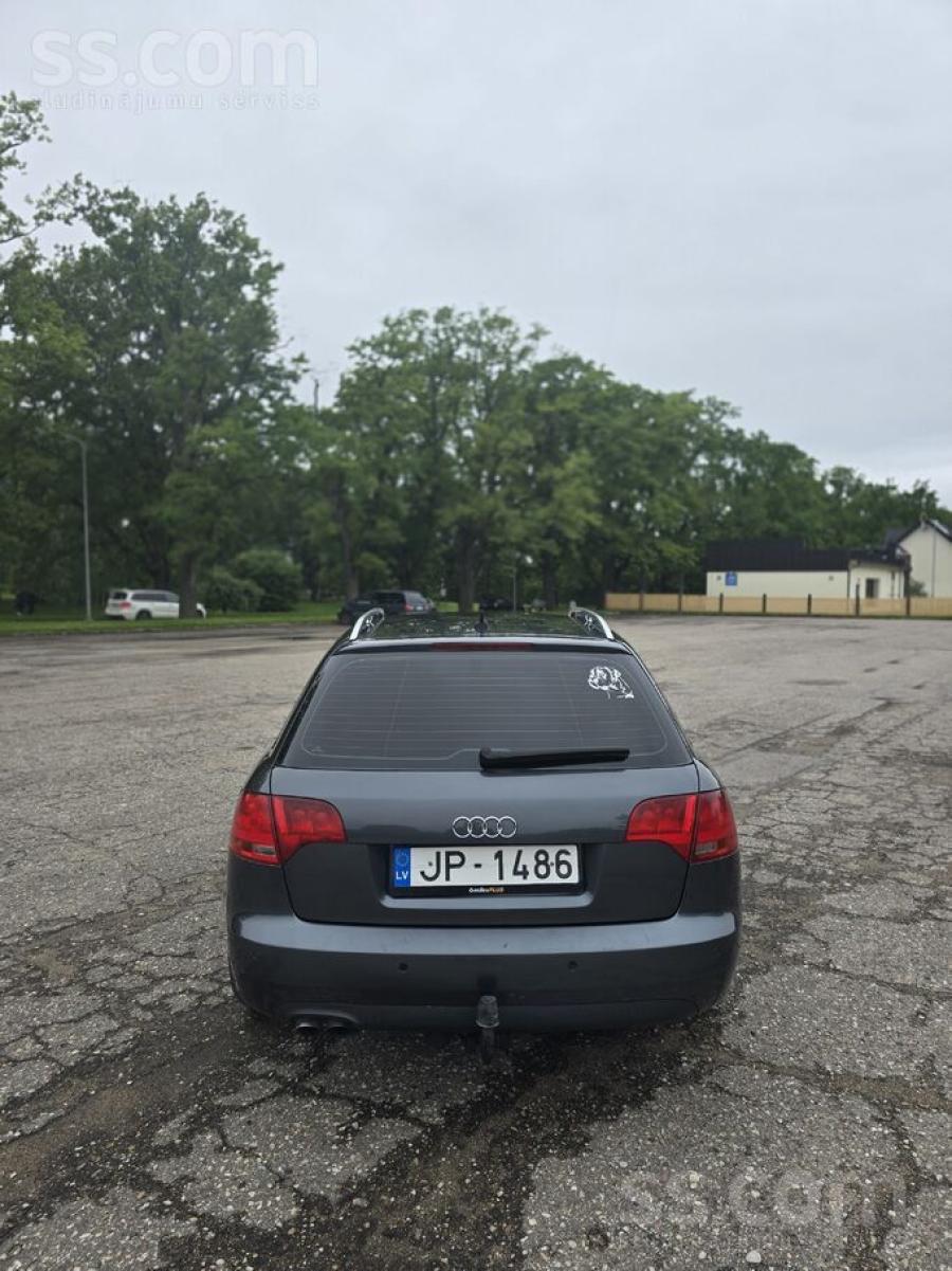 Grey Audi A4 2007 in Riga, with an engine capacity of 2.00 L and mileage of 357 thousand km for 2750 €, photo 6 on AUTOMOTO.COM.LV