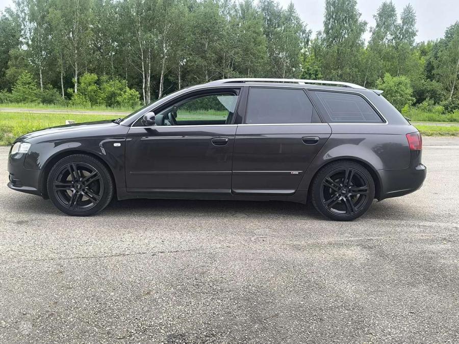Grey Audi A4 2007 in Plunge, with an engine capacity of 1.99 L and mileage of 370 thousand km for 2500 €, photo 5 on AUTOMOTO.COM.LV