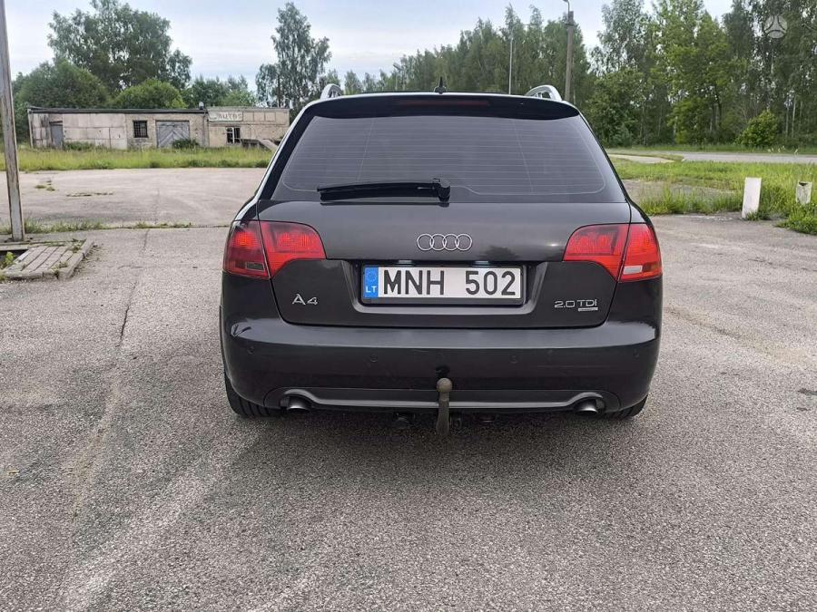 Grey Audi A4 2007 in Plunge, with an engine capacity of 1.99 L and mileage of 370 thousand km for 2500 €, photo 7 on AUTOMOTO.COM.LV