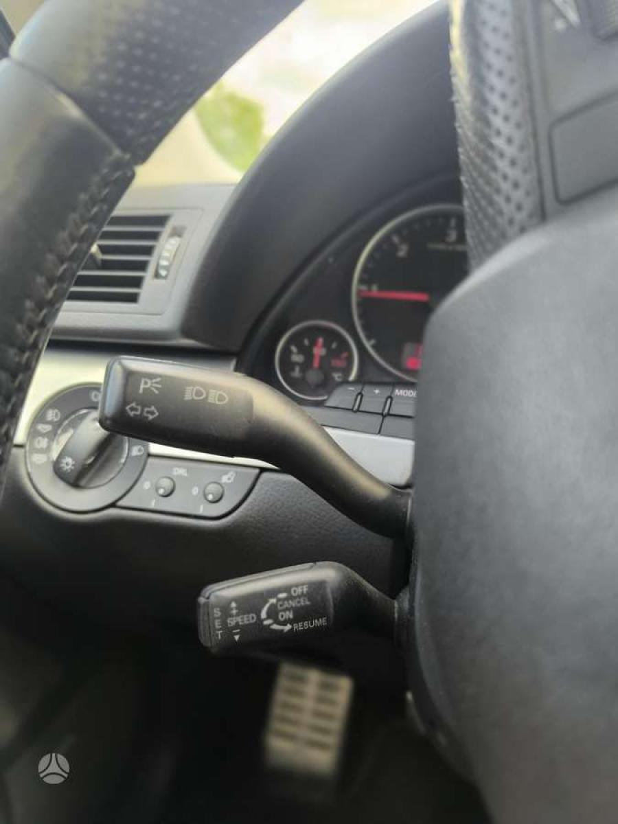 Grey Audi A4 2007 in Plunge, with an engine capacity of 1.99 L and mileage of 370 thousand km for 2500 €, photo 24 on AUTOMOTO.COM.LV