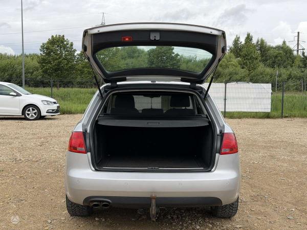 Grey Audi A4 2007 in Siauliai, with an engine capacity of 1.97 L and mileage of 299 thousand km for 2300 €, photo 7 on AUTOMOTO.COM.LV