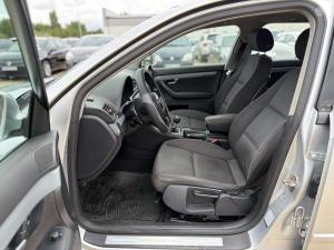 Pelēks Audi A4 2007 Šauļi, ar dzinēja tilpumu 1.97 L un nobraukumu 299 tūkst. km par 2300 €, foto 11 vietnē AUTOMOTO.COM.LV