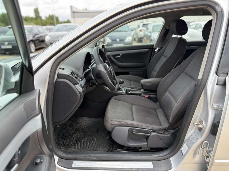 Pelēks Audi A4 2007 Šauļi, ar dzinēja tilpumu 1.97 L un nobraukumu 299 tūkst. km par 2300 €, foto 11 vietnē AUTOMOTO.COM.LV