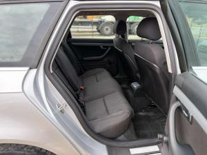 Pelēks Audi A4 2007 Šauļi, ar dzinēja tilpumu 1.97 L un nobraukumu 299 tūkst. km par 2300 €, foto 13 vietnē AUTOMOTO.COM.LV