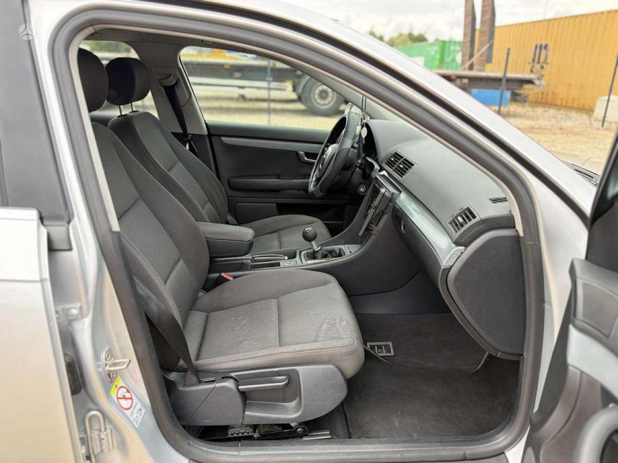 Pelēks Audi A4 2007 Šauļi, ar dzinēja tilpumu 1.97 L un nobraukumu 299 tūkst. km par 2300 €, foto 16 vietnē AUTOMOTO.COM.LV