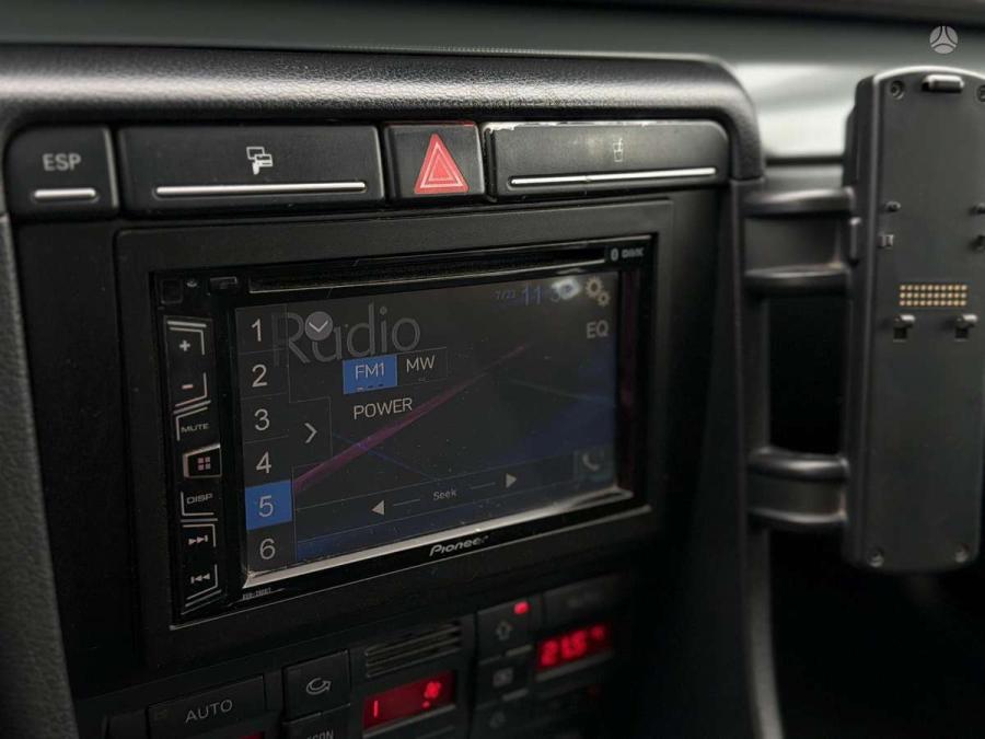 Pelēks Audi A4 2007 Šauļi, ar dzinēja tilpumu 1.97 L un nobraukumu 299 tūkst. km par 2300 €, foto 20 vietnē AUTOMOTO.COM.LV