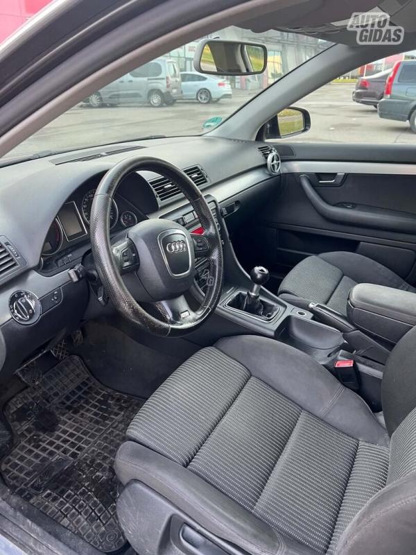 Grey Audi A4 2007 in Panevezys, with an engine capacity of 2.00 L and mileage of 321 thousand km for 2100 €, photo 7 on AUTOMOTO.COM.LV