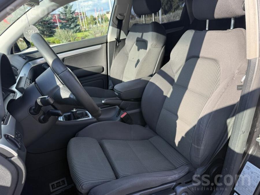 Pelēks Audi A4 2007 Rīga, ar dzinēja tilpumu 2.00 L un nobraukumu 353 tūkst. km par 3750 €, foto 8 vietnē AUTOMOTO.COM.LV