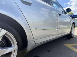 Grey Audi A4 2007 in Vilnius, with an engine capacity of 1.99 L and mileage of 384 thousand km for 2900 €, photo 11 on AUTOMOTO.COM.LV