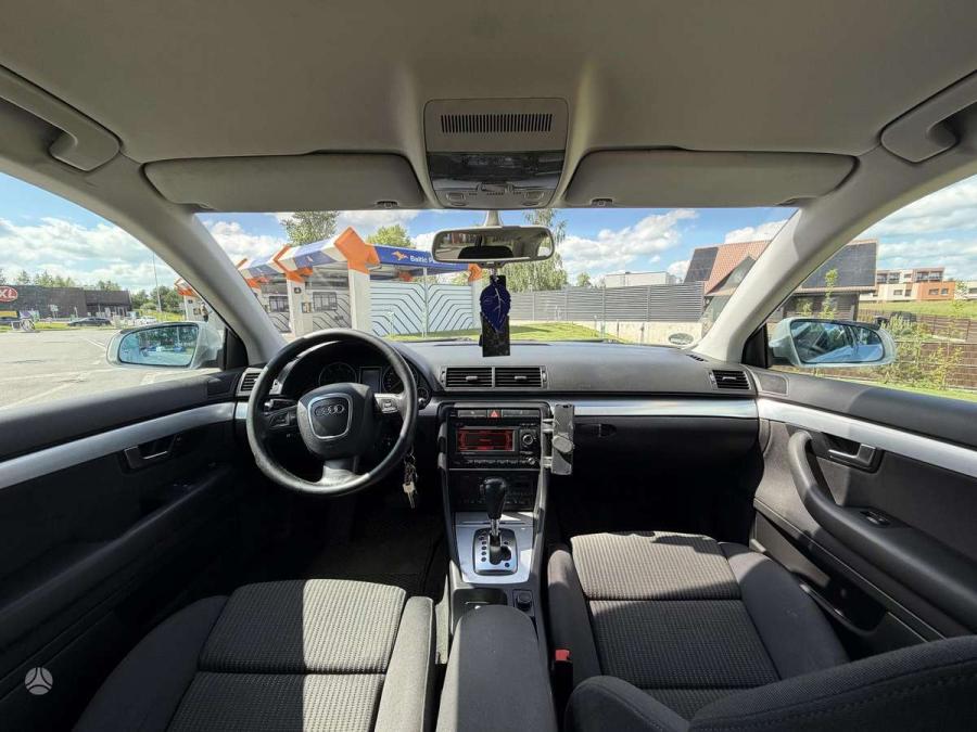 Grey Audi A4 2007 in Vilnius, with an engine capacity of 1.99 L and mileage of 384 thousand km for 2900 €, photo 21 on AUTOMOTO.COM.LV
