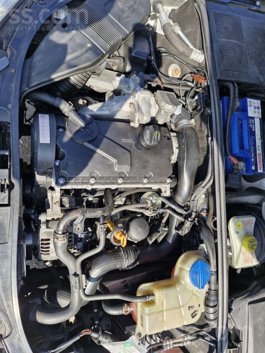 Pelēks Audi A4 2007 Ventspils, ar dzinēja tilpumu 1.90 L un nobraukumu 271 tūkst. km par 2500 €, foto 12 vietnē AUTOMOTO.COM.LV