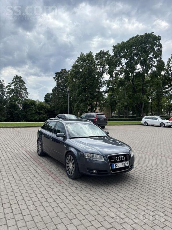 Grey Audi A4 2007 in Riga, with an engine capacity of 3.00 L and mileage of 440 thousand km for 3150 €, photo 3 on AUTOMOTO.COM.LV