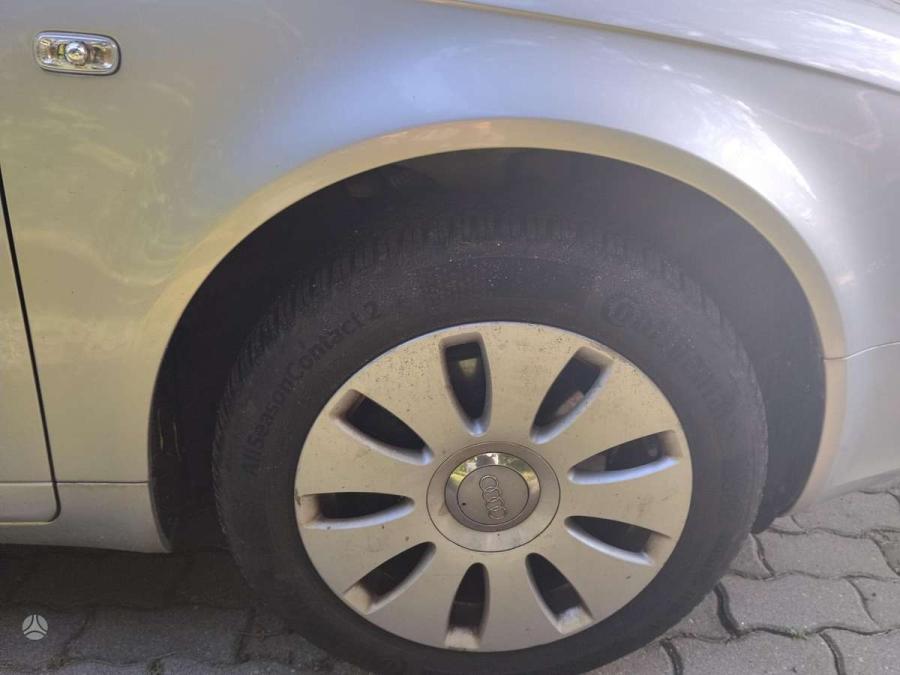 Grey Audi A4 2007 in Vilnius, with an engine capacity of 1.99 L and mileage of 274 thousand km for 3000 €, photo 19 on AUTOMOTO.COM.LV