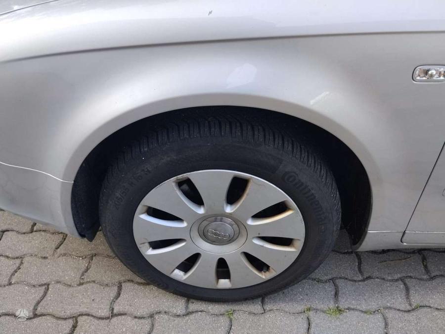Grey Audi A4 2007 in Vilnius, with an engine capacity of 1.99 L and mileage of 274 thousand km for 3000 €, photo 20 on AUTOMOTO.COM.LV