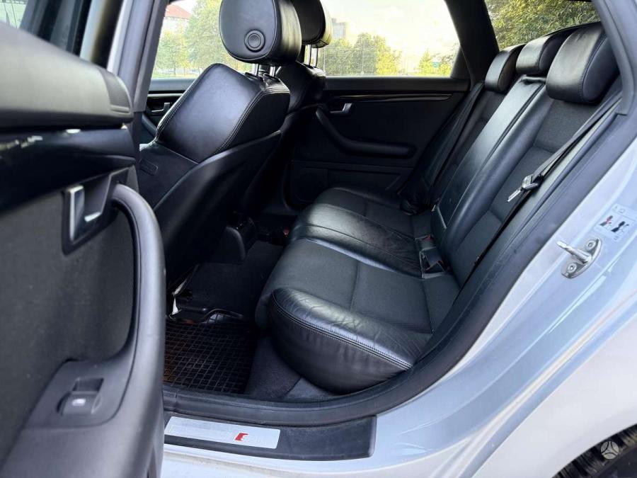 Grey Audi A4 2007 in Kaunas, with an engine capacity of 1.99 L and mileage of 324 thousand km for 3800 €, photo 18 on AUTOMOTO.COM.LV