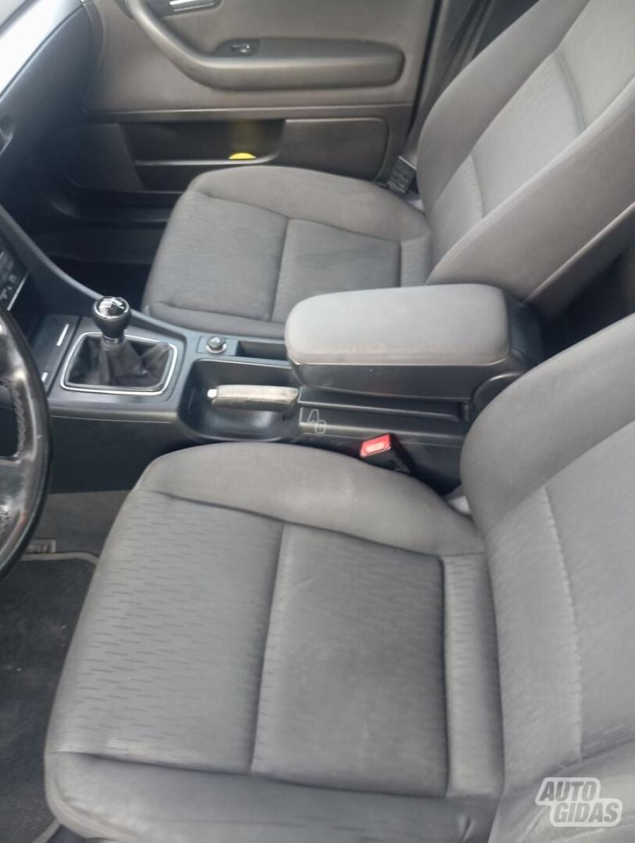 Grey Audi A4 2007 in Kazlu Ruda, with an engine capacity of 2.00 L and mileage of 310 thousand km for 1699 €, photo 13 on AUTOMOTO.COM.LV