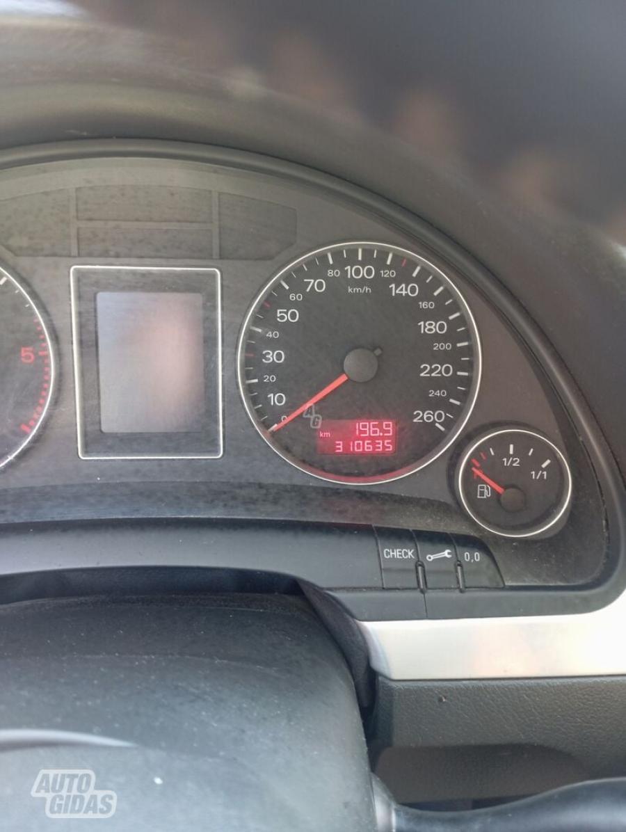 Grey Audi A4 2007 in Kazlu Ruda, with an engine capacity of 2.00 L and mileage of 310 thousand km for 1699 €, photo 25 on AUTOMOTO.COM.LV