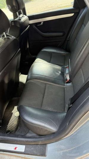 Pelēks Audi A4 2007 Kauņa, ar dzinēja tilpumu 1.97 L un nobraukumu 330 tūkst. km par 1050 €, foto 13 vietnē AUTOMOTO.COM.LV