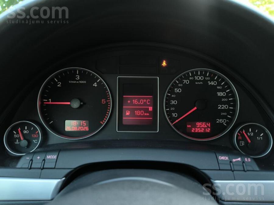 Grey Audi A4 2007 in Ludza, with an engine capacity of 2.00 L and mileage of 235 thousand km for 3790 €, photo 27 on AUTOMOTO.COM.LV