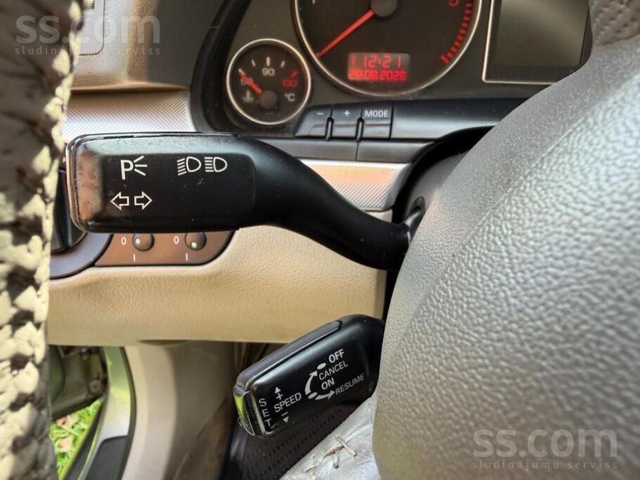 Grey Audi A4 2007 in Tukums, with an engine capacity of 2.00 L and mileage of 285 thousand km for 1990 €, photo 11 on AUTOMOTO.COM.LV