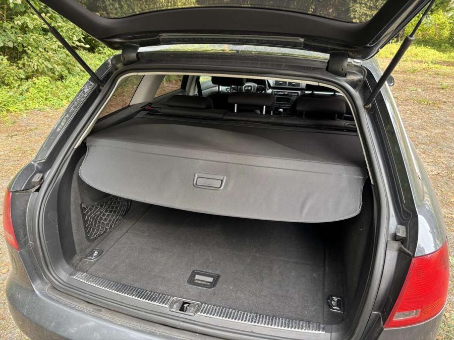 Pelēks Audi A4 2007 Utena, ar dzinēja tilpumu 1.99 L un nobraukumu 319 tūkst. km par 1450 €, foto 9 vietnē AUTOMOTO.COM.LV