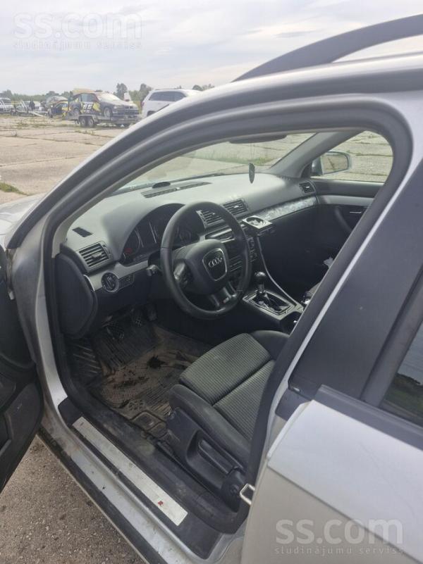 Pelēks Audi A4 2007 Ogre, ar dzinēja tilpumu 3.00 L un nobraukumu 386 tūkst. km par 2300 €, foto 3 vietnē AUTOMOTO.COM.LV