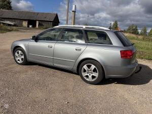 Grey Audi A4 2007 in Utena, with an engine capacity of 1.99 L and mileage of 285 thousand km for 2799 €, photo 5 on AUTOMOTO.COM.LV