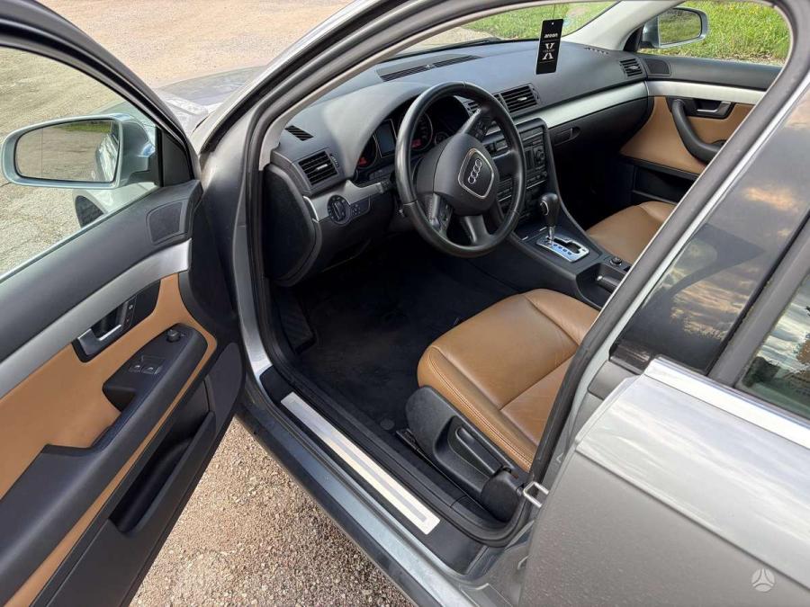 Grey Audi A4 2007 in Utena, with an engine capacity of 1.99 L and mileage of 285 thousand km for 2799 €, photo 12 on AUTOMOTO.COM.LV
