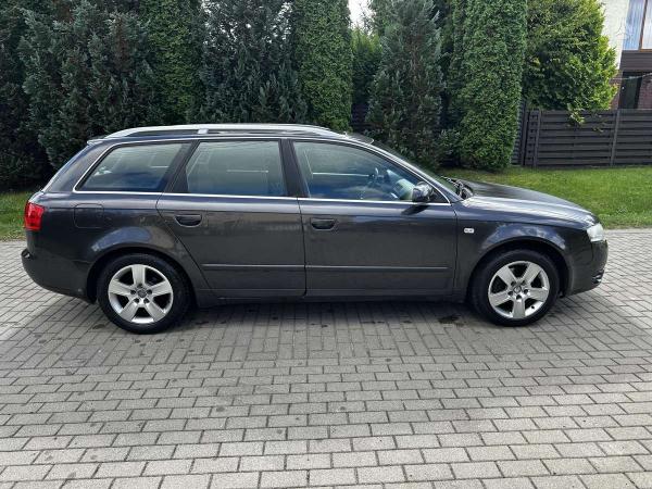 Grey Audi A4 2007 in Vilnius, with an engine capacity of 1.99 L and mileage of 270 thousand km for 3000 €, photo 5 on AUTOMOTO.COM.LV
