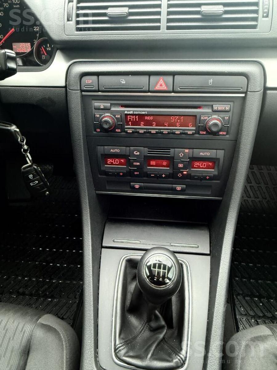Pelēks Audi A4 2007 Ludza, ar dzinēja tilpumu 2.00 L un nobraukumu 262 tūkst. km par 4340 €, foto 16 vietnē AUTOMOTO.COM.LV