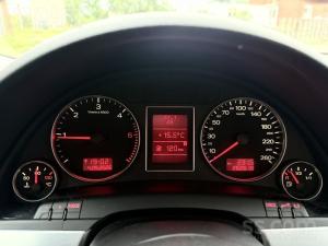Pelēks Audi A4 2007 Ludza, ar dzinēja tilpumu 2.00 L un nobraukumu 262 tūkst. km par 4340 €, foto 18 vietnē AUTOMOTO.COM.LV