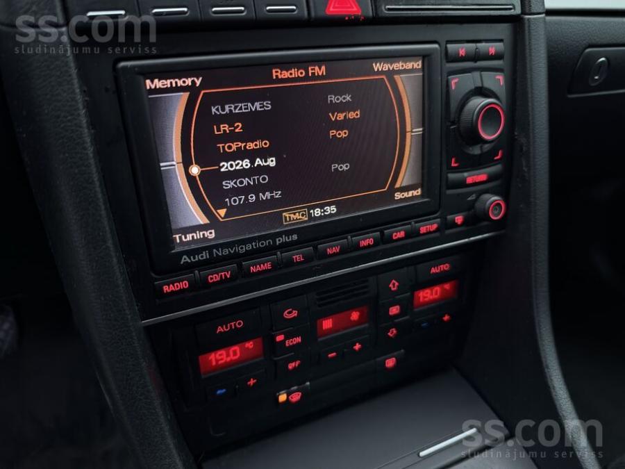 Pelēks Audi A4 2007 Dobele, ar dzinēja tilpumu 1.90 L un nobraukumu 332 tūkst. km par 2600 €, foto 14 vietnē AUTOMOTO.COM.LV