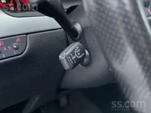 Pelēks Audi A4 2007 Dobele, ar dzinēja tilpumu 1.90 L un nobraukumu 332 tūkst. km par 2600 €, foto 15 vietnē AUTOMOTO.COM.LV