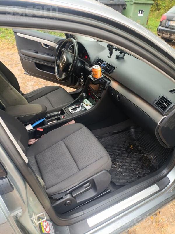 Audi A4 2007 Liepāja vietnē Pelēks Audi A4 2007 Liepāja, ar dzinēja tilpumu 2.00 L un nobraukumu 325 tūkst. km par 2800 €, foto 7 vietnē AUTOMOTO.COM.LV