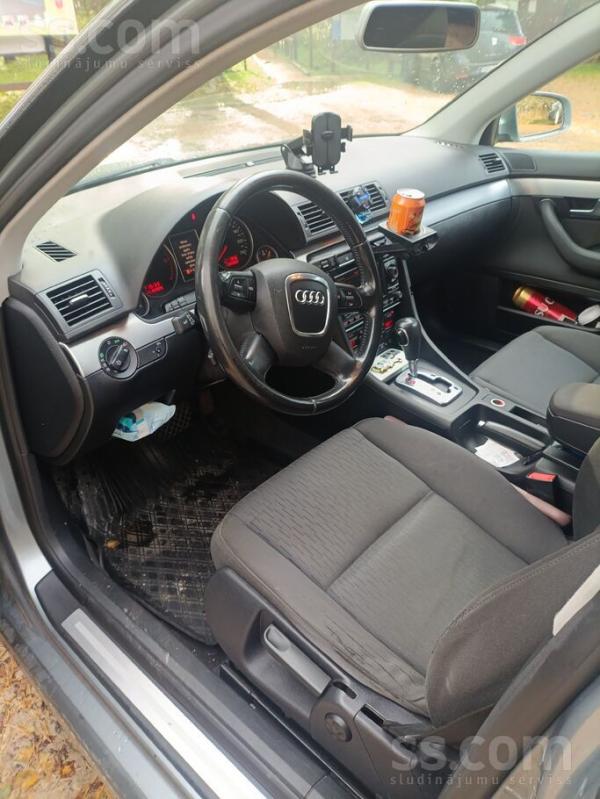 Audi A4 2007 Liepāja vietnē Pelēks Audi A4 2007 Liepāja, ar dzinēja tilpumu 2.00 L un nobraukumu 325 tūkst. km par 2800 €, foto 8 vietnē AUTOMOTO.COM.LV