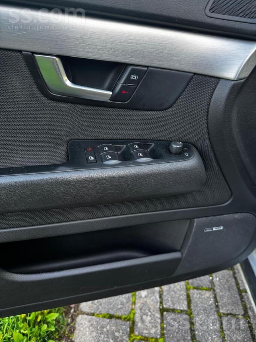 Grey Audi A4 2007 in Cesis, with an engine capacity of 3.00 L and mileage of 397 thousand km for 4100 €, photo 12 on AUTOMOTO.COM.LV