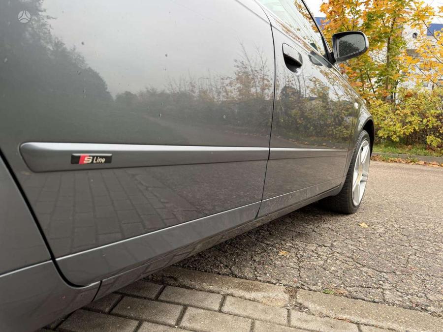 Grey Audi A4 2007 in Vilnius, with an engine capacity of 1.99 L and mileage of 275 thousand km for 3500 €, photo 11 on AUTOMOTO.COM.LV
