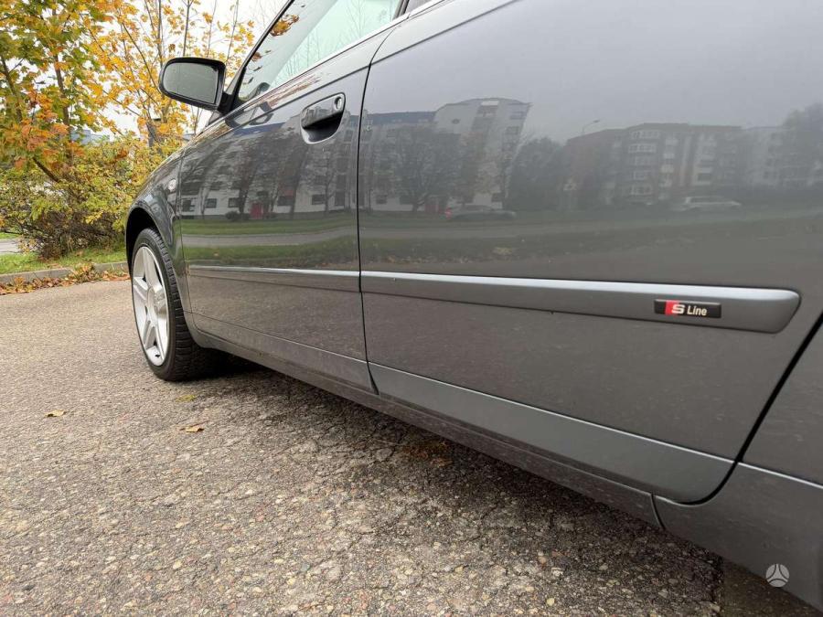 Grey Audi A4 2007 in Vilnius, with an engine capacity of 1.99 L and mileage of 275 thousand km for 3500 €, photo 14 on AUTOMOTO.COM.LV