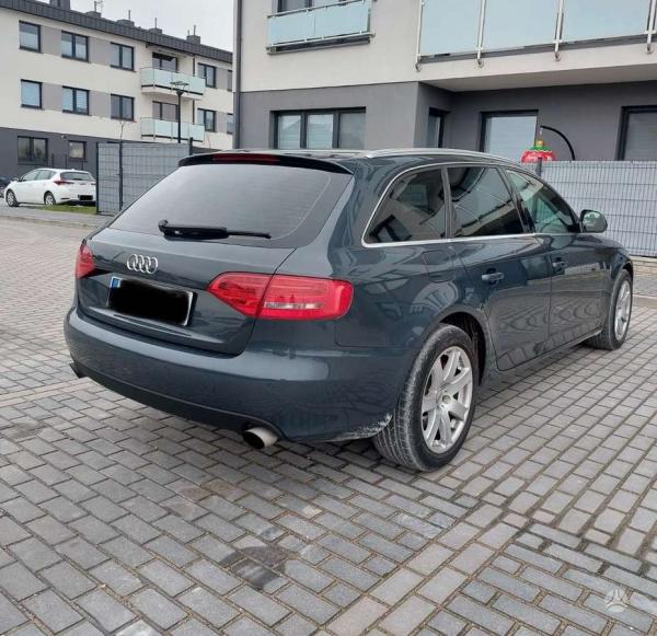Pelēks Audi A4 2008 Viļņa, ar dzinēja tilpumu 2.00 L un nobraukumu 295 tūkst. km par 3300 €, foto 4 vietnē AUTOMOTO.COM.LV