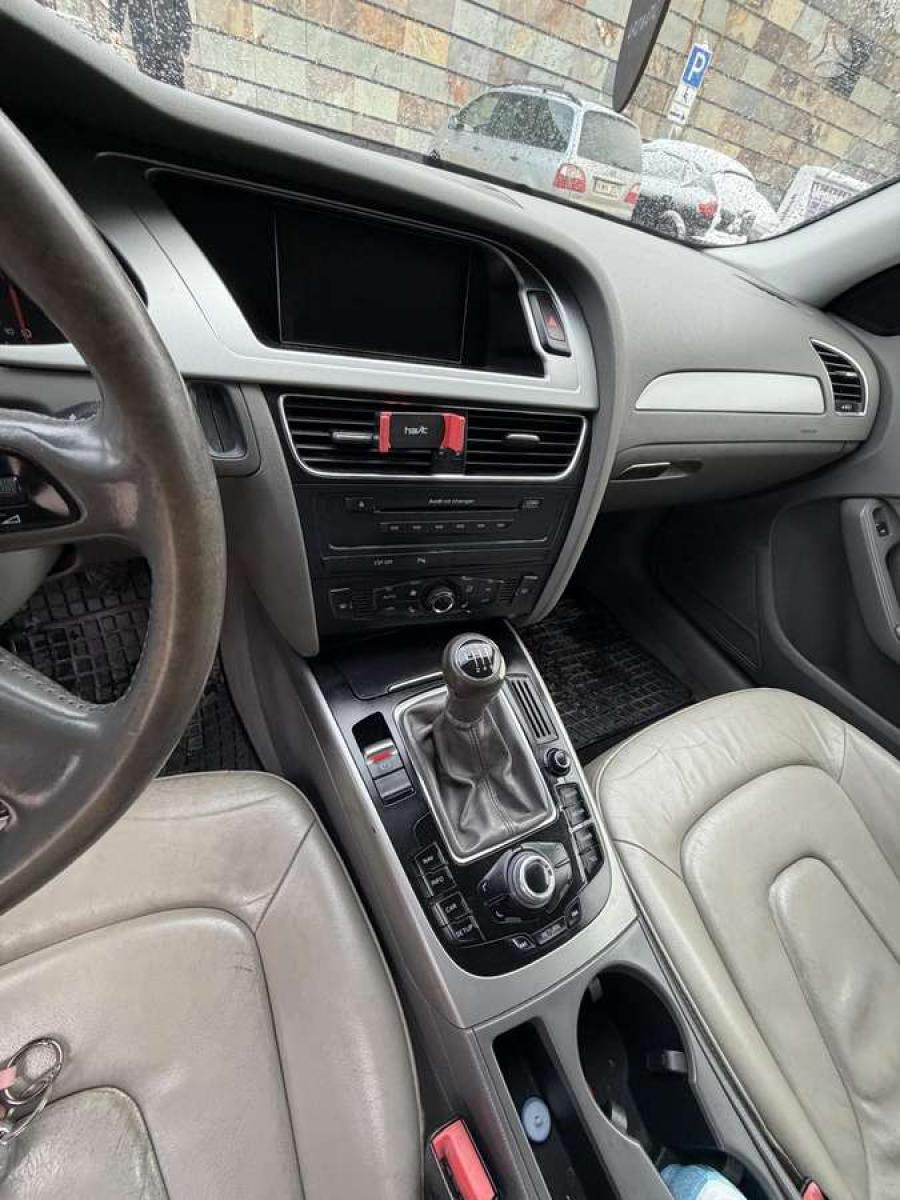 Grey Audi A4 2008 in Vilnius, with an engine capacity of 2.00 L and mileage of 371 thousand km for 3500 €, photo 13 on AUTOMOTO.COM.LV