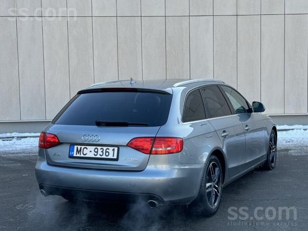 Pelēks Audi A4 2008 Rīga, ar dzinēja tilpumu 2.70 L un nobraukumu 254 tūkst. km par 4250 €, foto 6 vietnē AUTOMOTO.COM.LV