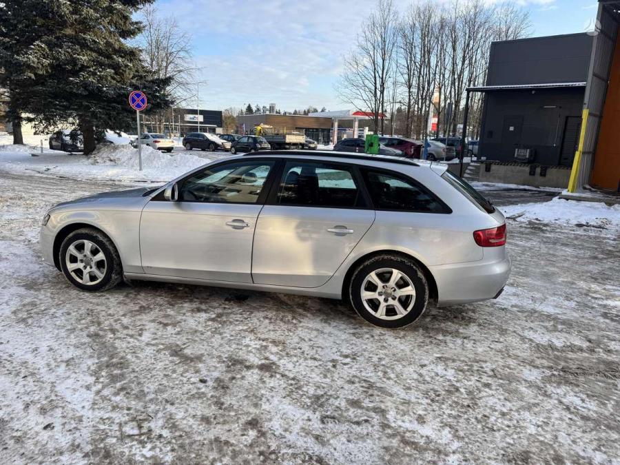Pelēks Audi A4 2008 Alīta, ar dzinēja tilpumu 1.99 L un nobraukumu 334 tūkst. km par 3499 €, foto 6 vietnē AUTOMOTO.COM.LV